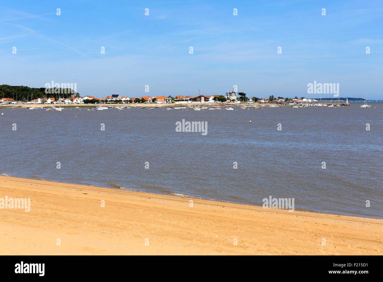 France, Charente Maritime, Fouras, North Beach and the la Fumee point ...