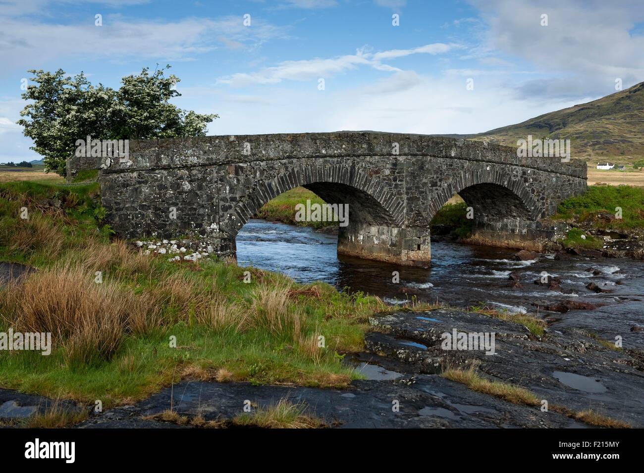 United Kingdom, Scotland, Hebrides, Isle of Mull, Loch Beg, Old stone ...