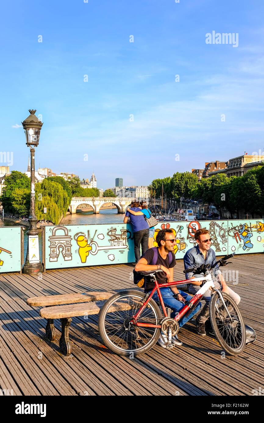 France, Paris, area listed as World Heritage by UNESCO, the Passerelle ...