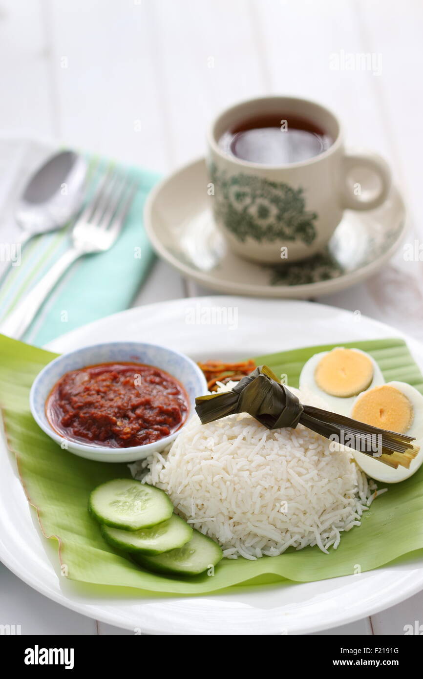 Traditional Malaysian breakfast called Nasi lemak Stock Photo - Alamy