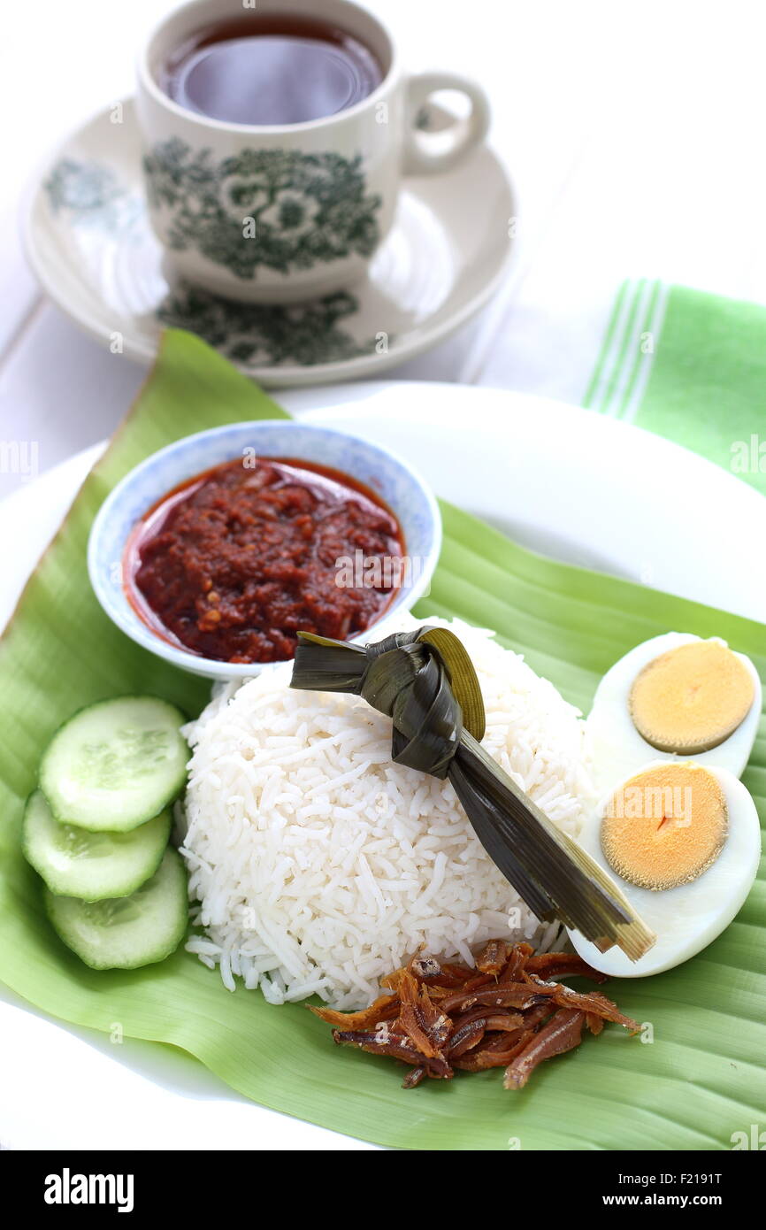 Traditional Malaysian breakfast called Nasi lemak Stock Photo - Alamy