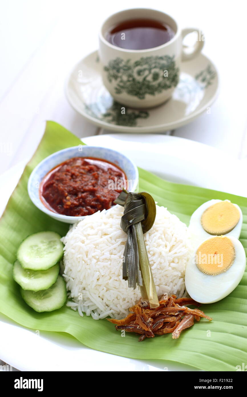 Traditional Malaysian breakfast called Nasi lemak Stock Photo - Alamy