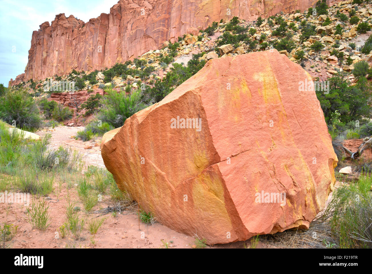 Canyon walls along Burr Trail Road (Boulder-Notom Road) in Grand ...