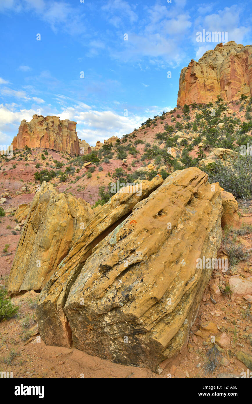 Canyon walls along Burr Trail Road (Boulder Notom Road) in Grand ...