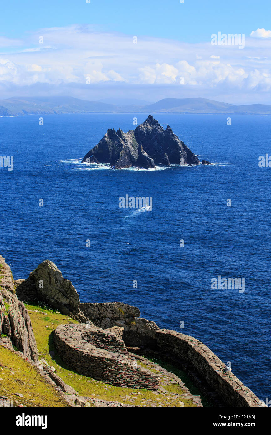 little skellig michael island ireland Stock Photo - Alamy