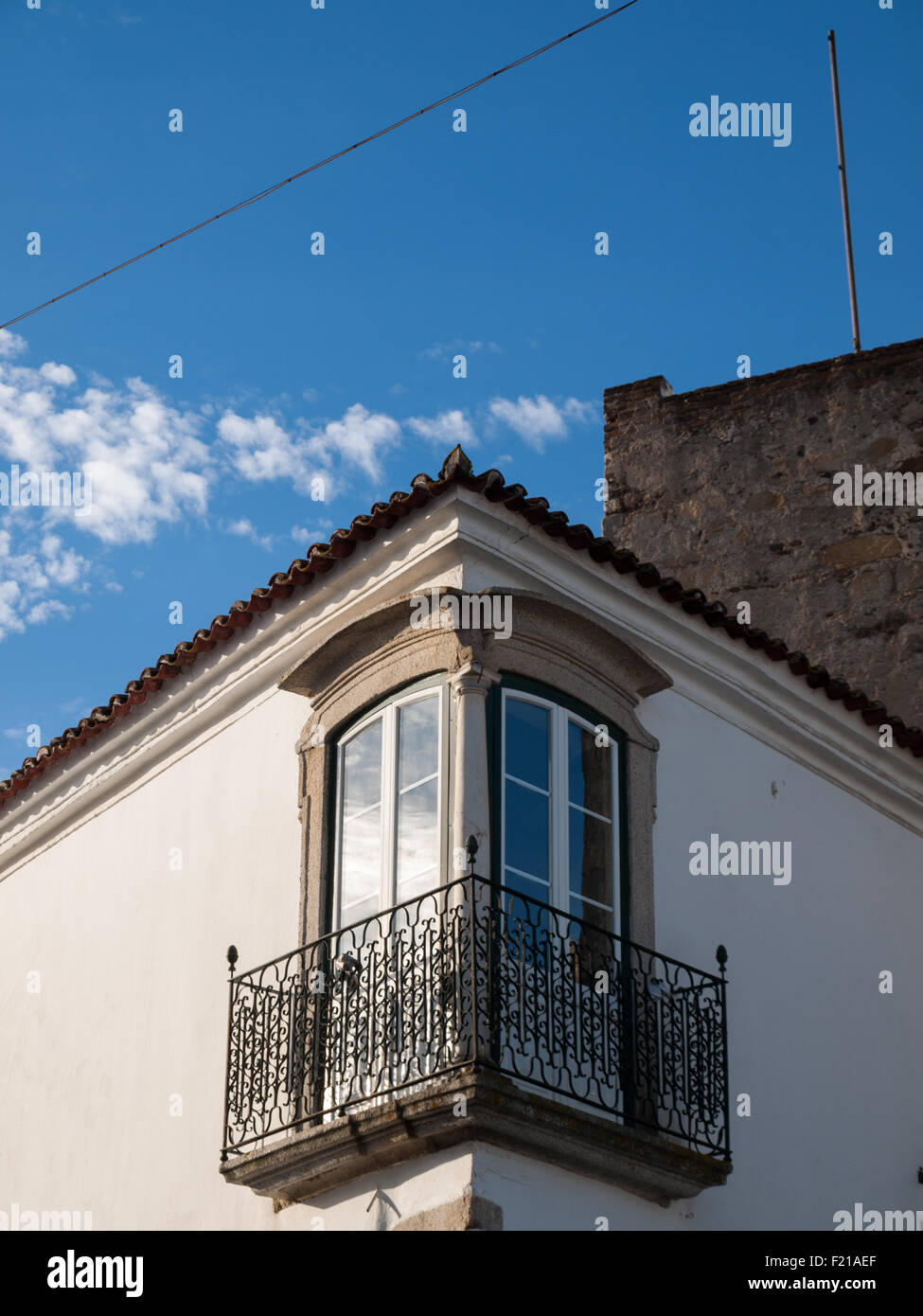 Corner window hi-res stock photography and images - Alamy