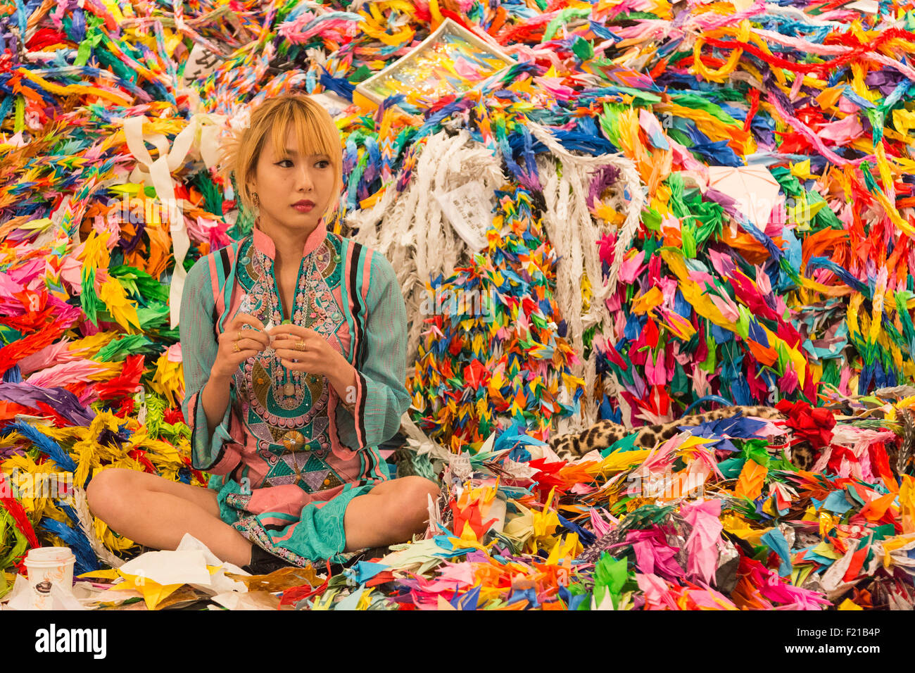 Chim pom hi-res stock photography and images - Alamy