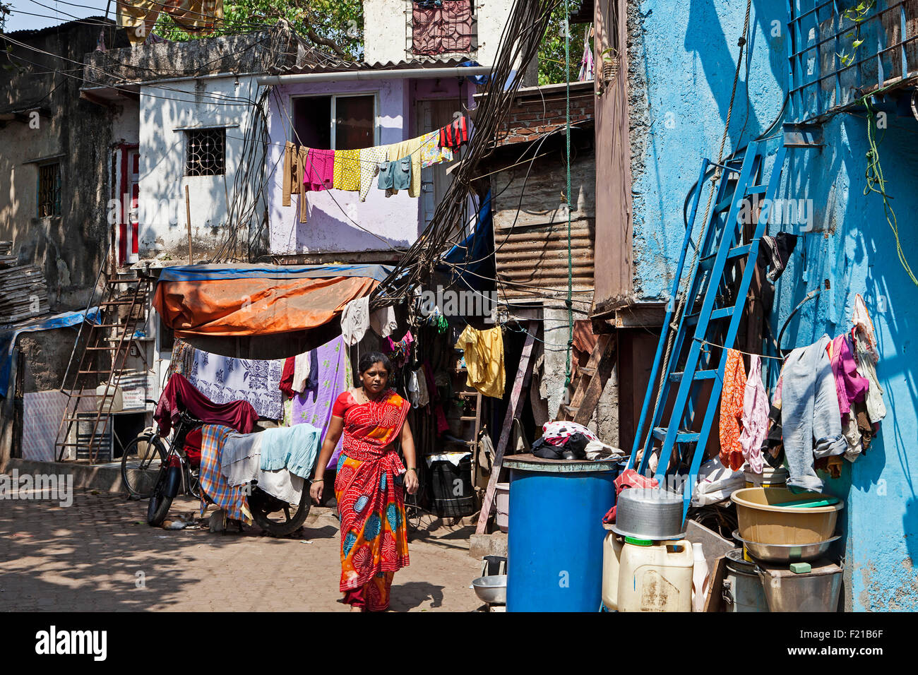 Megacity slum hi-res stock photography and images - Alamy
