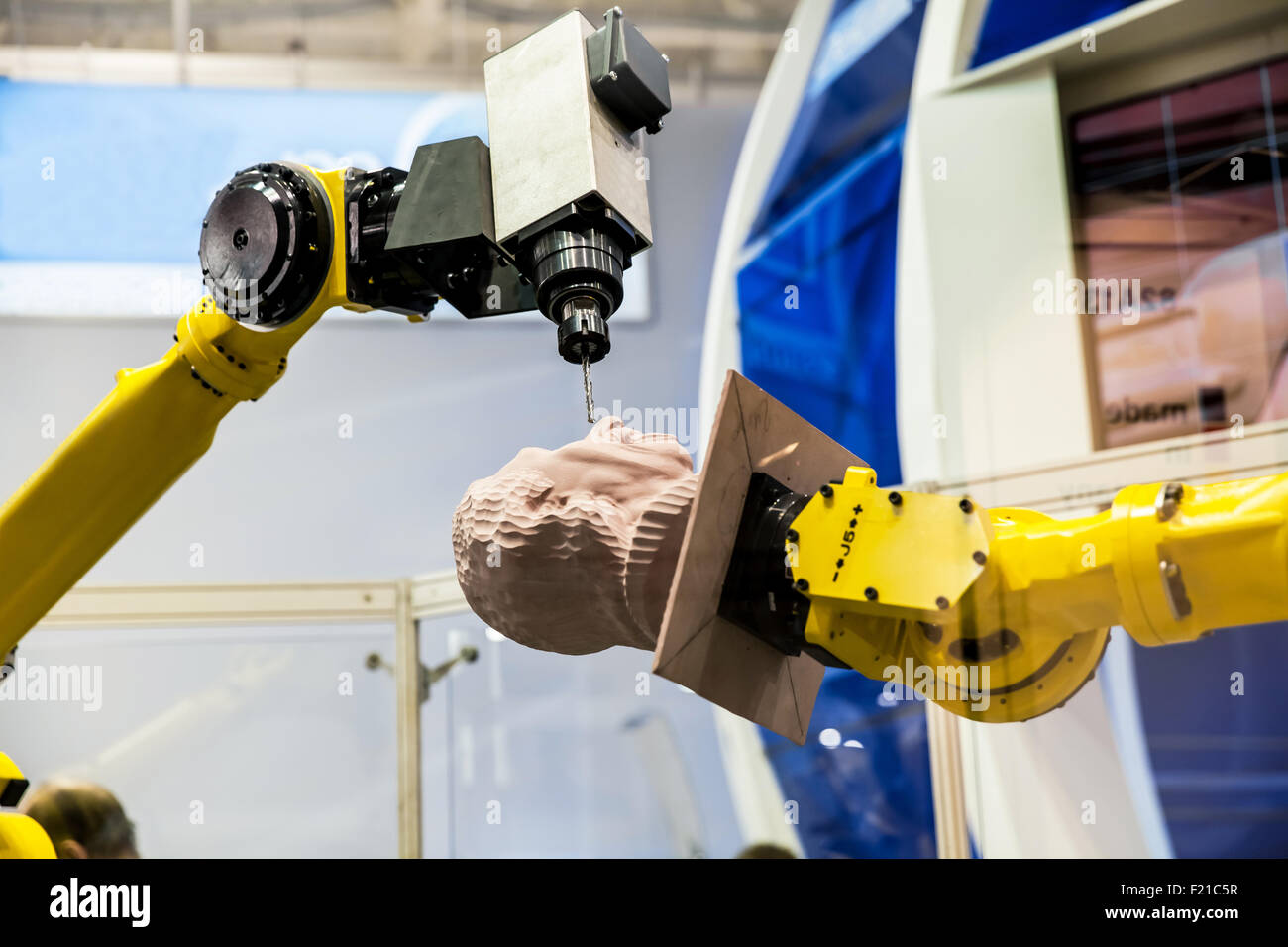 Latest generation six-axis medium to medium-high payload, high ...