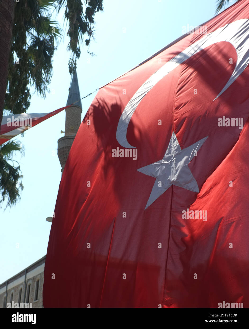 Giant flag of turkey hi-res stock photography and images - Alamy
