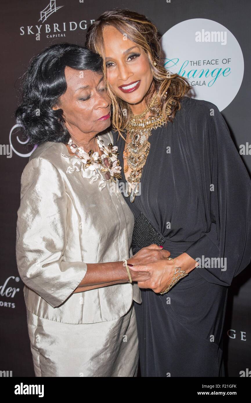New York, NY, USA. 9th Sep, 2015. Gloria Johnson, Beverly Johnson in ...