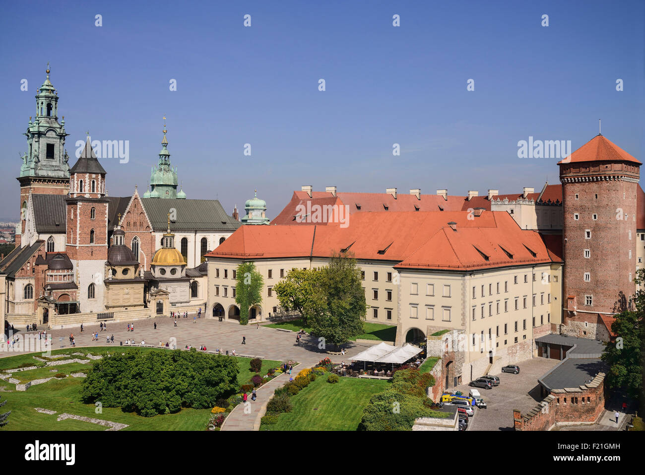 Poland, Krakow, Wawel Hill, Wawel Castle, View of Wawel Cathedral and ...