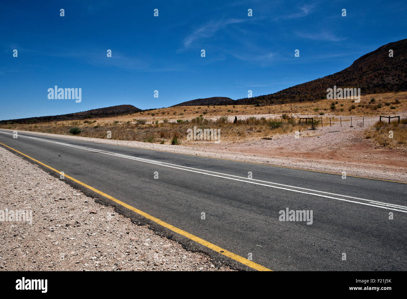 Empty main road hi-res stock photography and images - Alamy