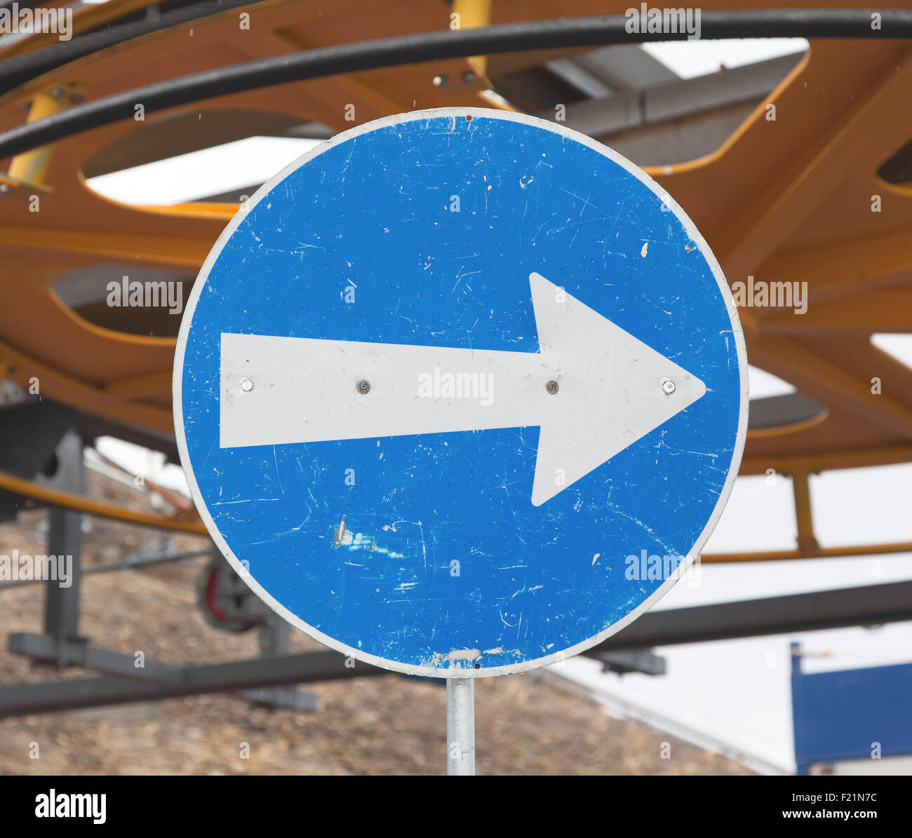 Traffic sign arrow pointing right hi-res stock photography and images ...