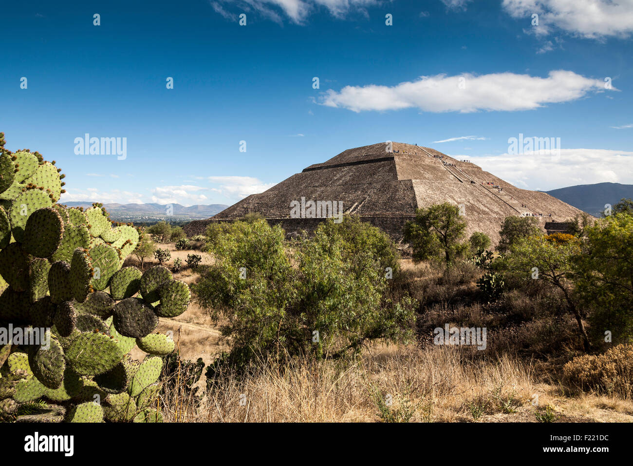 Piramide azteca de mexico hi-res stock photography and images - Alamy
