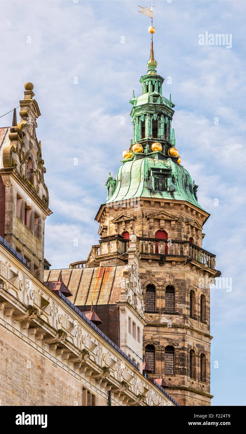 William shakespeare monument kronborg castle hi-res stock photography ...