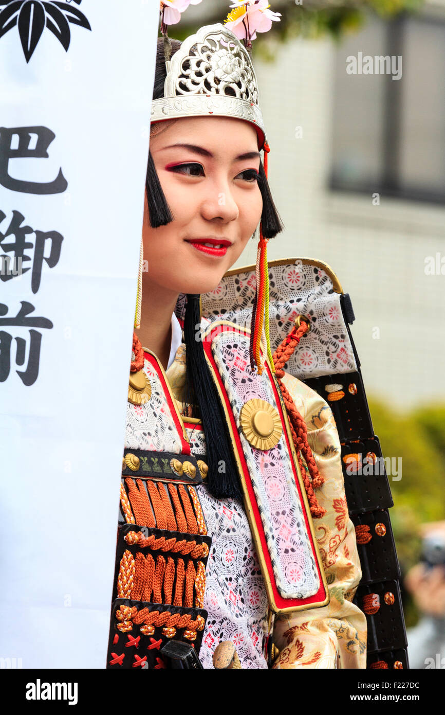 Japanese woman on her head hi-res stock photography and images - Alamy