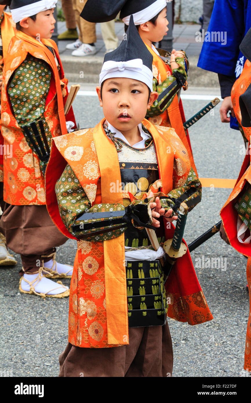 Confused child hi-res stock photography and images - Alamy