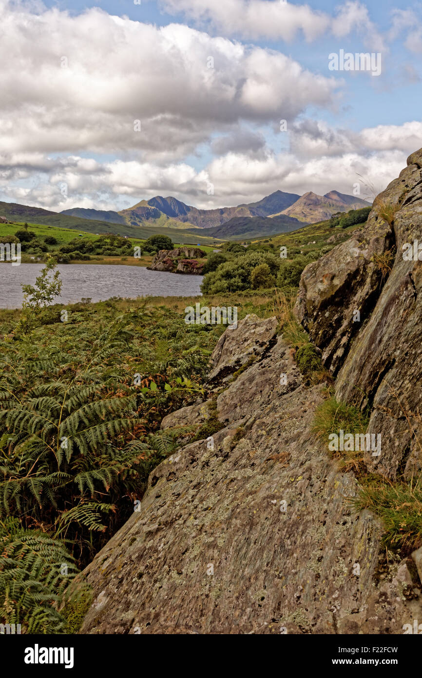 Snowdonia national park lakes mountains hi-res stock photography and ...