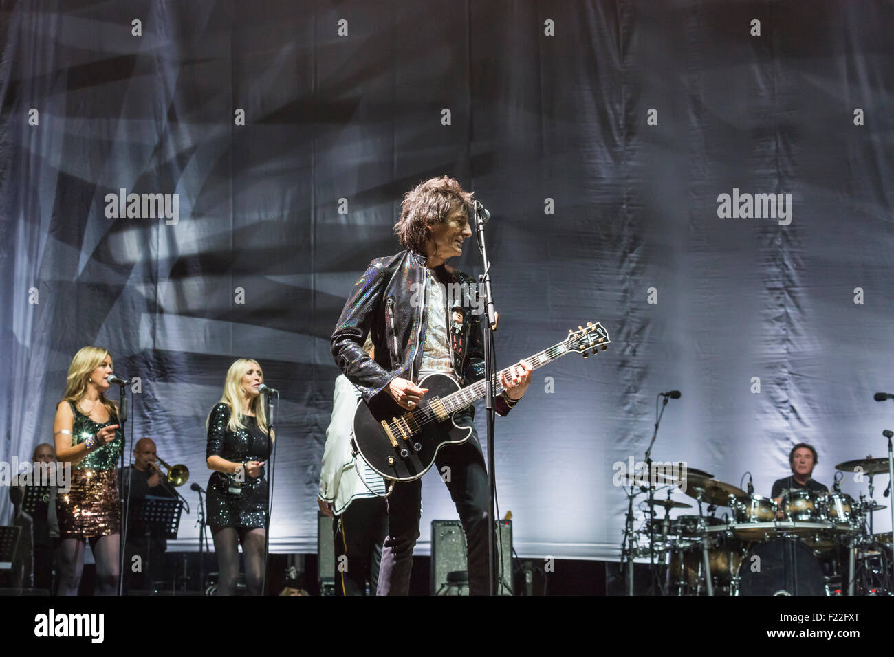 Faces band hurtwood hi-res stock photography and images - Alamy