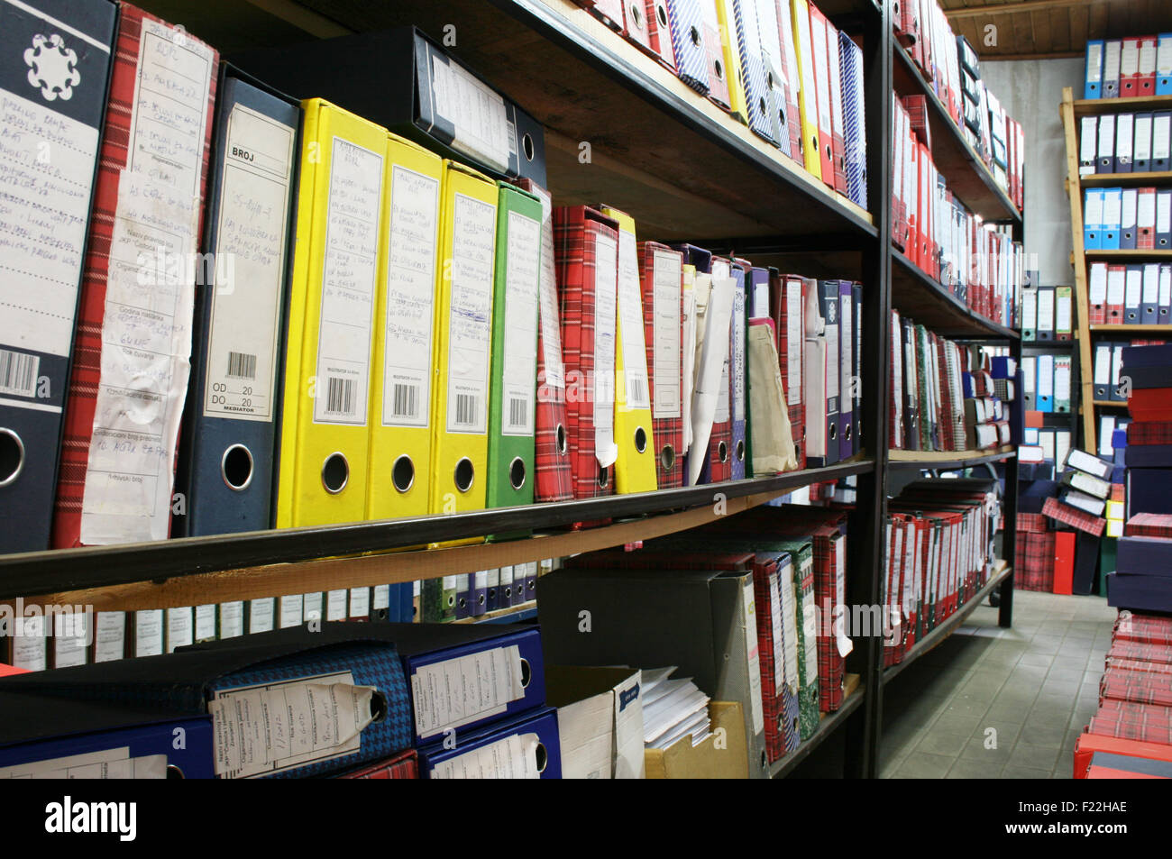 Shelves with file folders in an archive Stock Photo - Alamy