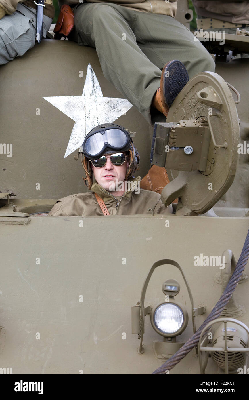 American soldier in the drivers hatch of an American Tank Stock Photo ...