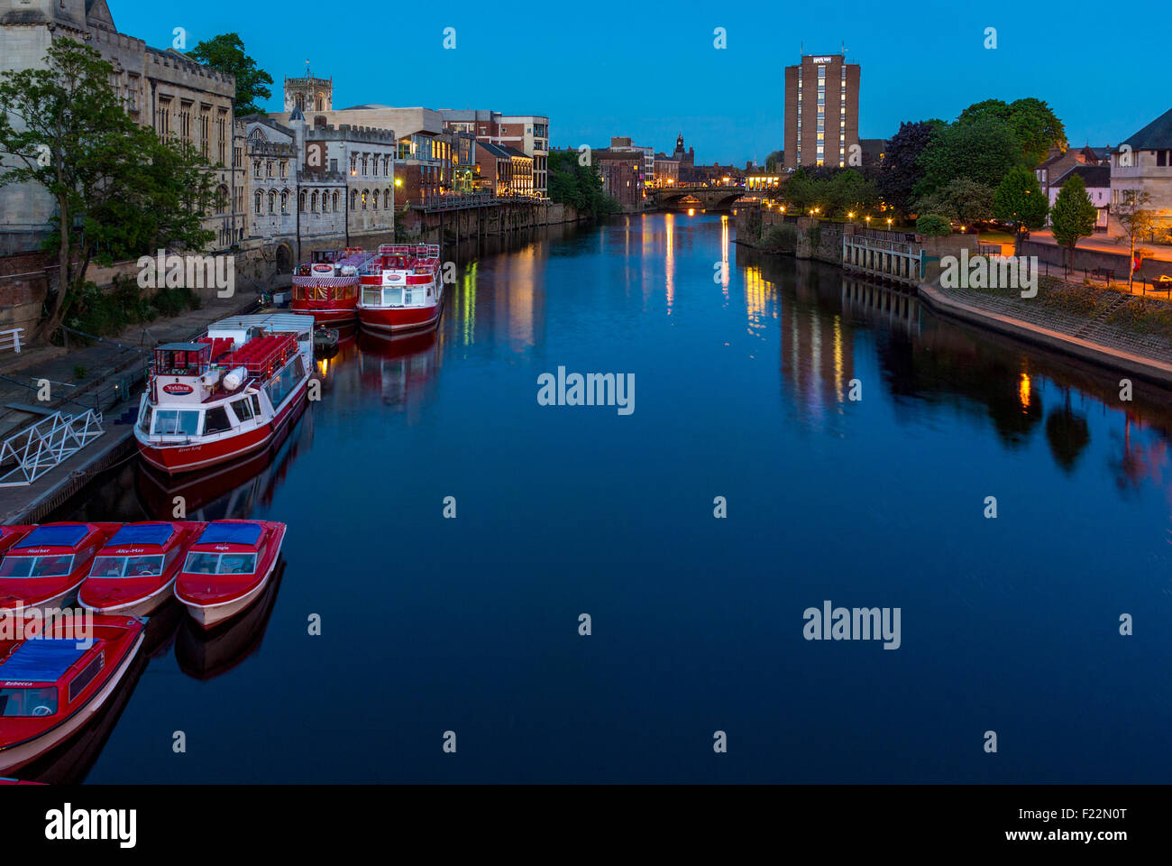 River Ouse, York City Centre, at dusk Stock Photo - Alamy