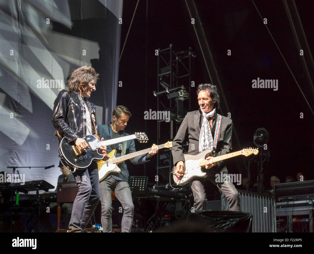 Ronnie Wood, Conrad Korsch and Robin le Mesurier. The Faces, reunited ...