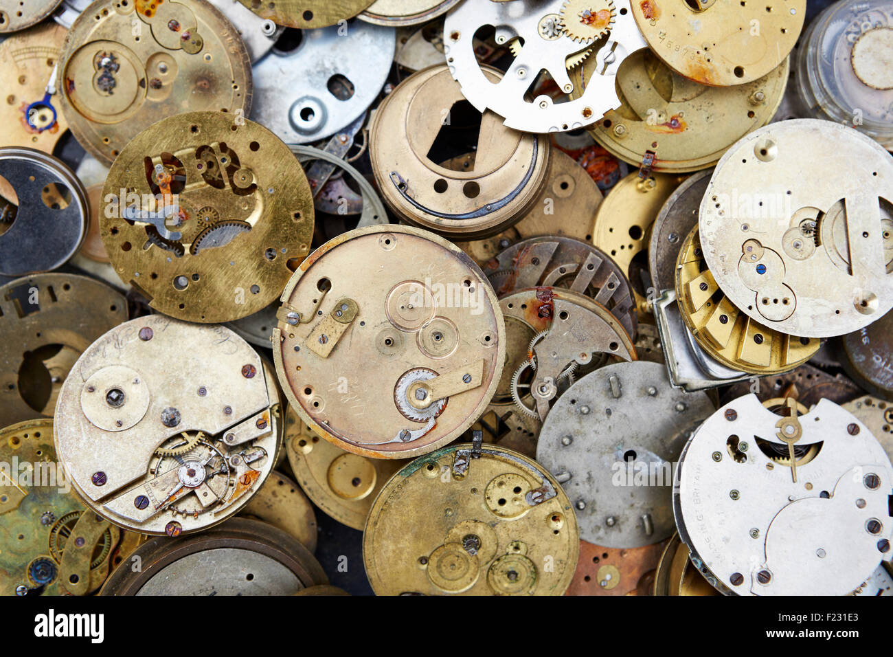 Vintage watch auction hi-res stock photography and images - Alamy