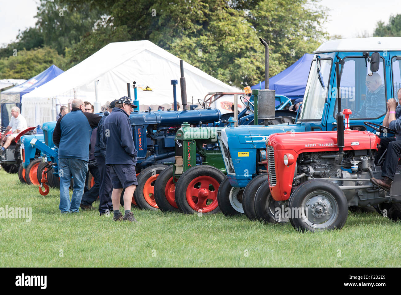 Old tractors on show at Steam rally and Country fair Stow cum Quy ...