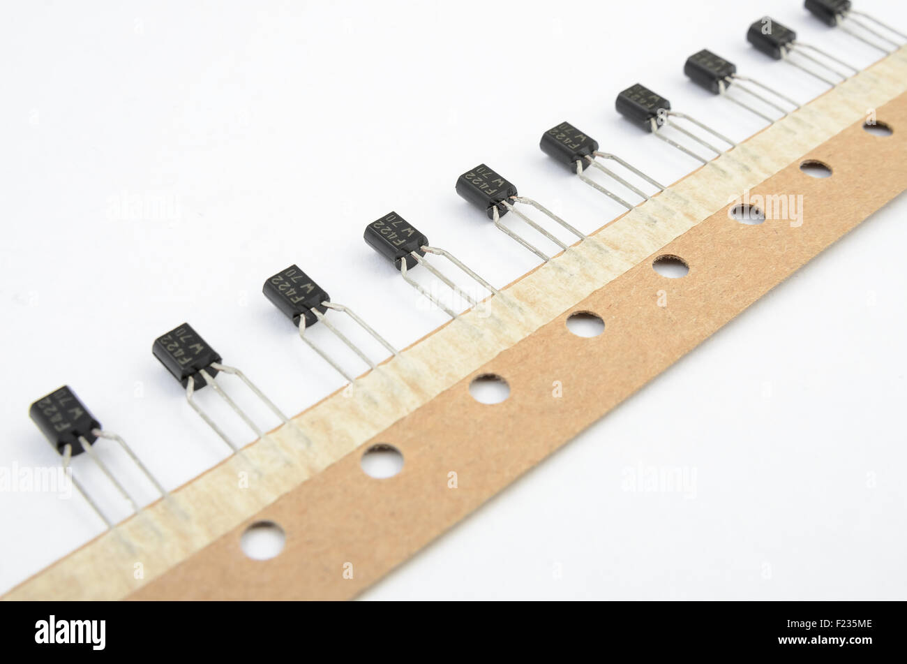 Semiconductor transistor hi-res stock photography and images - Alamy