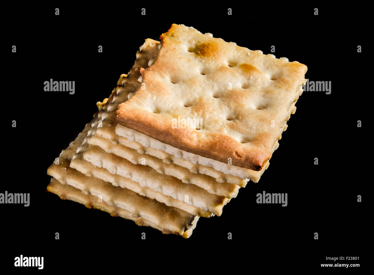 Crackers salt hi-res stock photography and images - Alamy