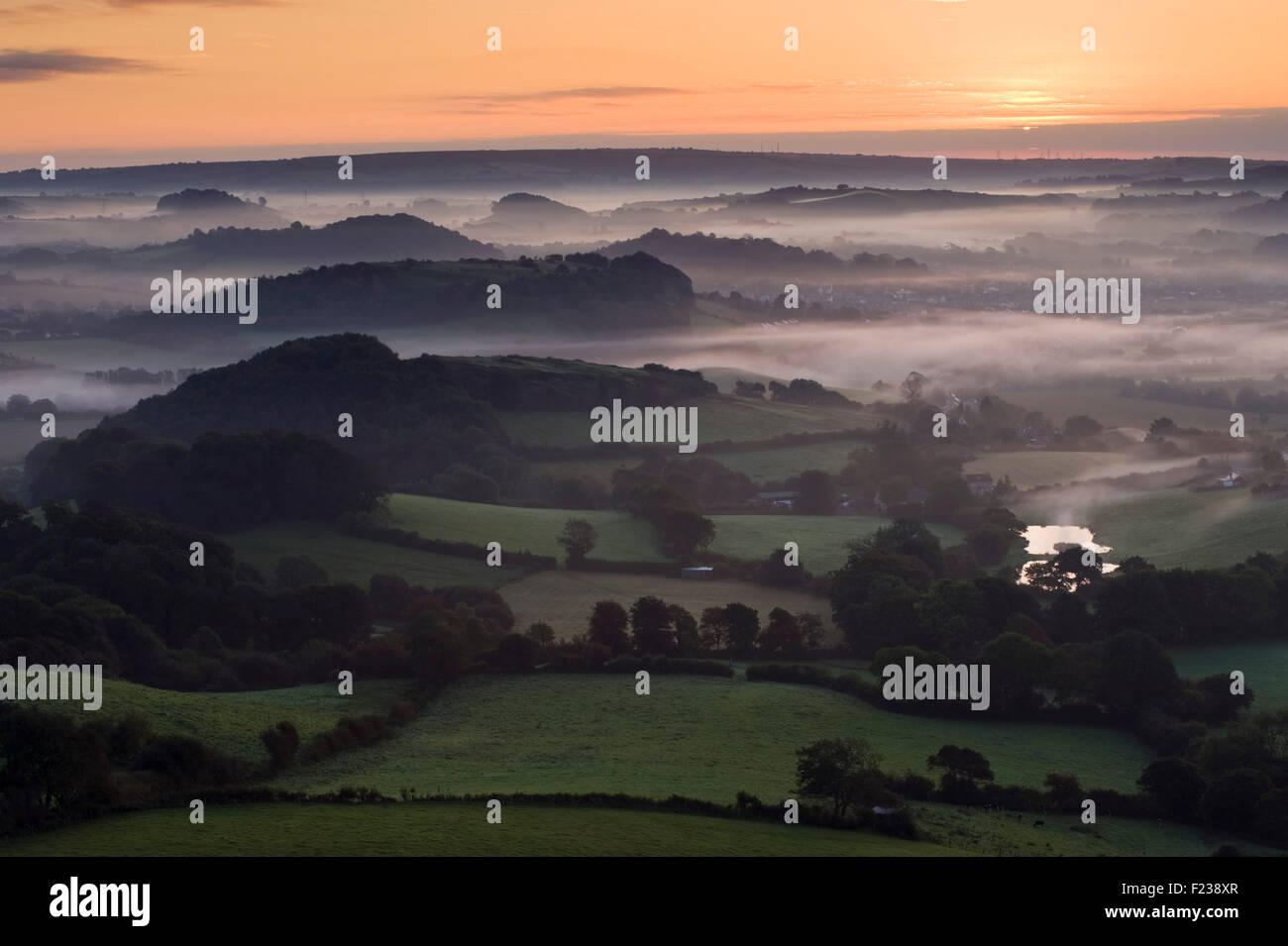 Uk weather mist hi-res stock photography and images - Alamy