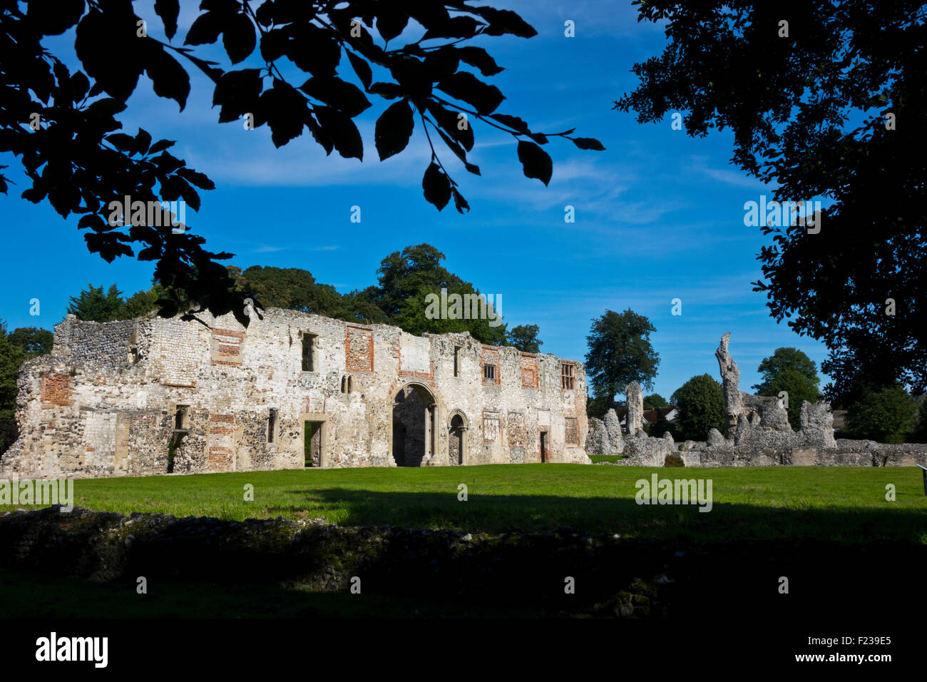 Thetford Priory ruins Stock Photo - Alamy
