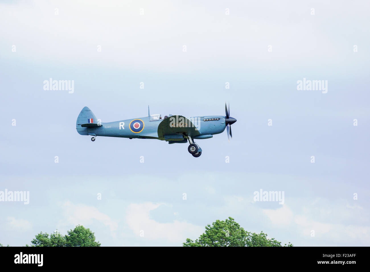 Photo reconnaissance spitfire hi-res stock photography and images - Alamy