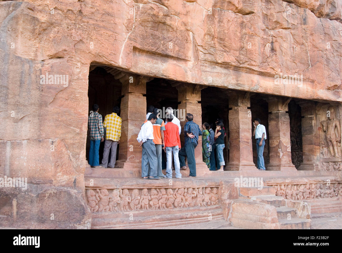 INDIA,KARNTKA,BADAMI BADAMI CAVES Stock Photo - Alamy