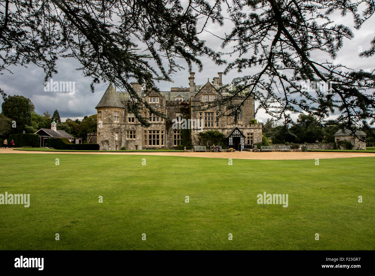 National motor museum beaulieu palace hi-res stock photography and ...