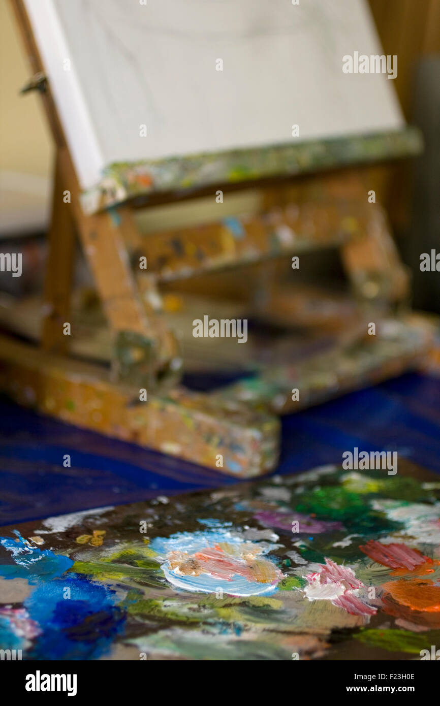 Palette of colors hi-res stock photography and images - Alamy