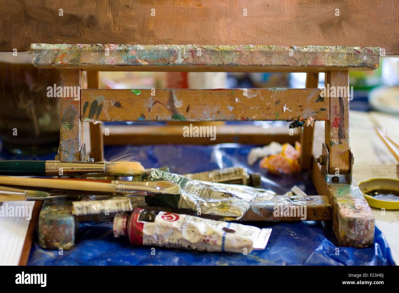Palette of colors hi-res stock photography and images - Alamy