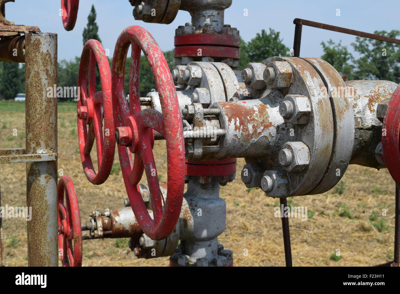 The gate on an oil well Stock Photo - Alamy
