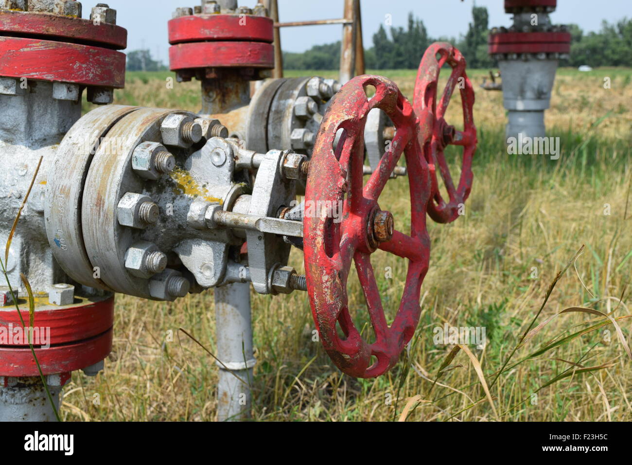 The gate on an oil well Stock Photo - Alamy