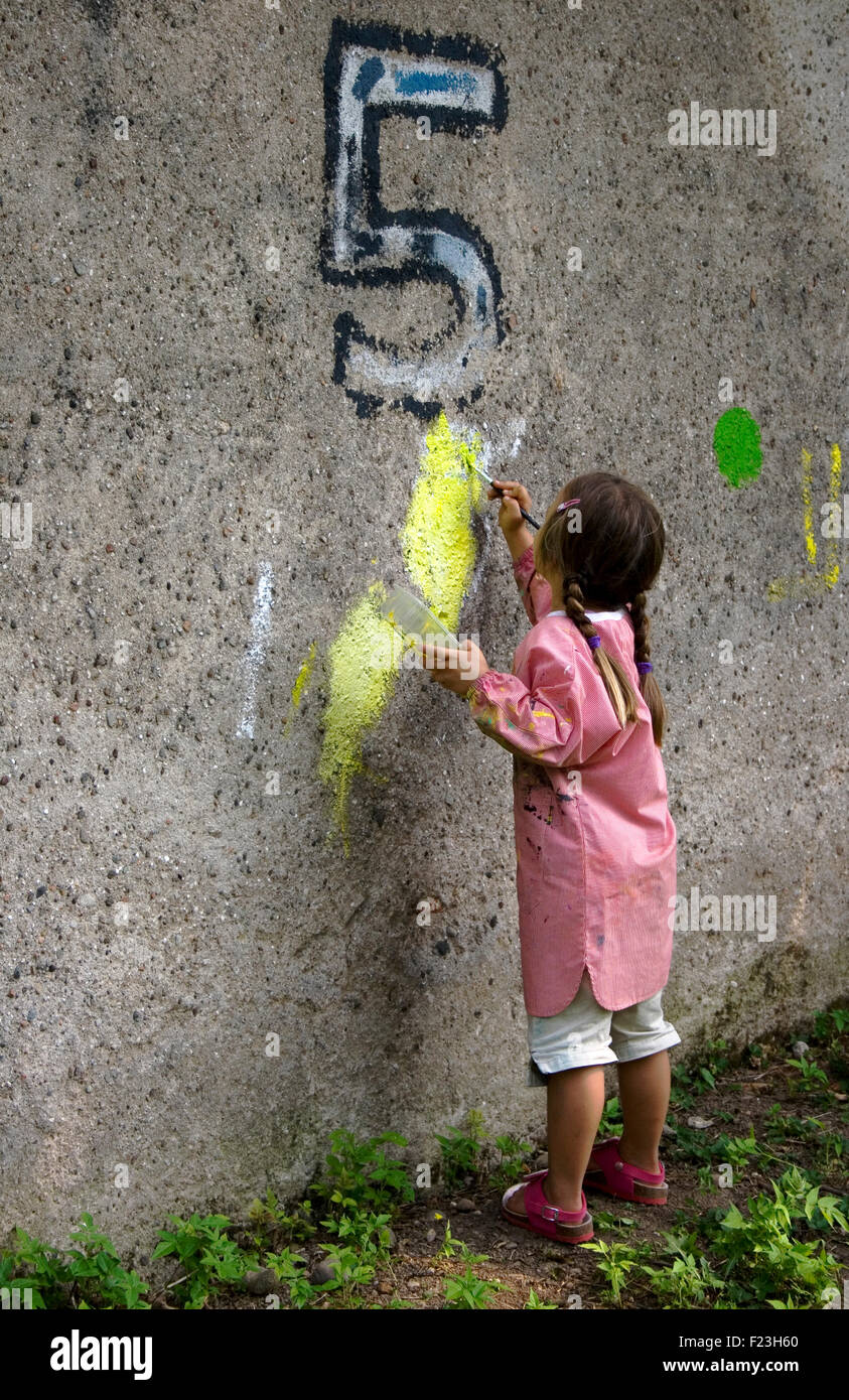 Number painting hi-res stock photography and images - Alamy