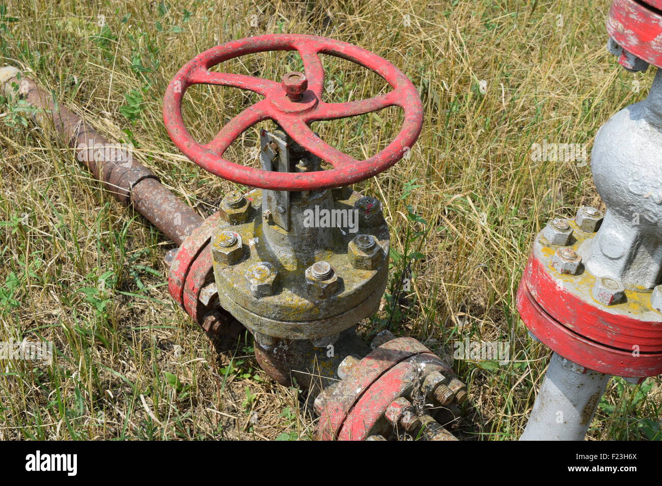 The gate on an oil well Stock Photo - Alamy