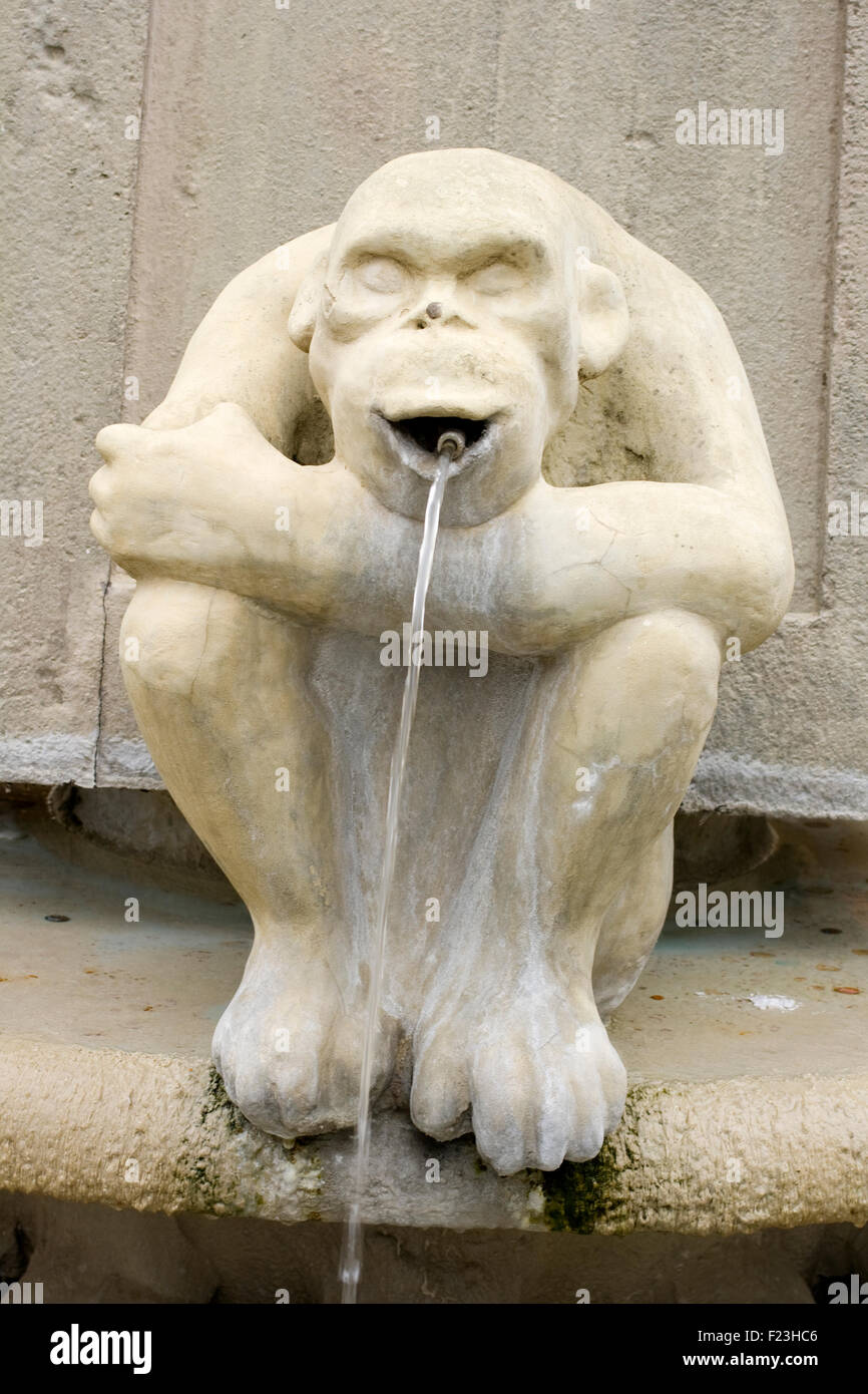 View of marble Monkey fountain Stock Photo - Alamy