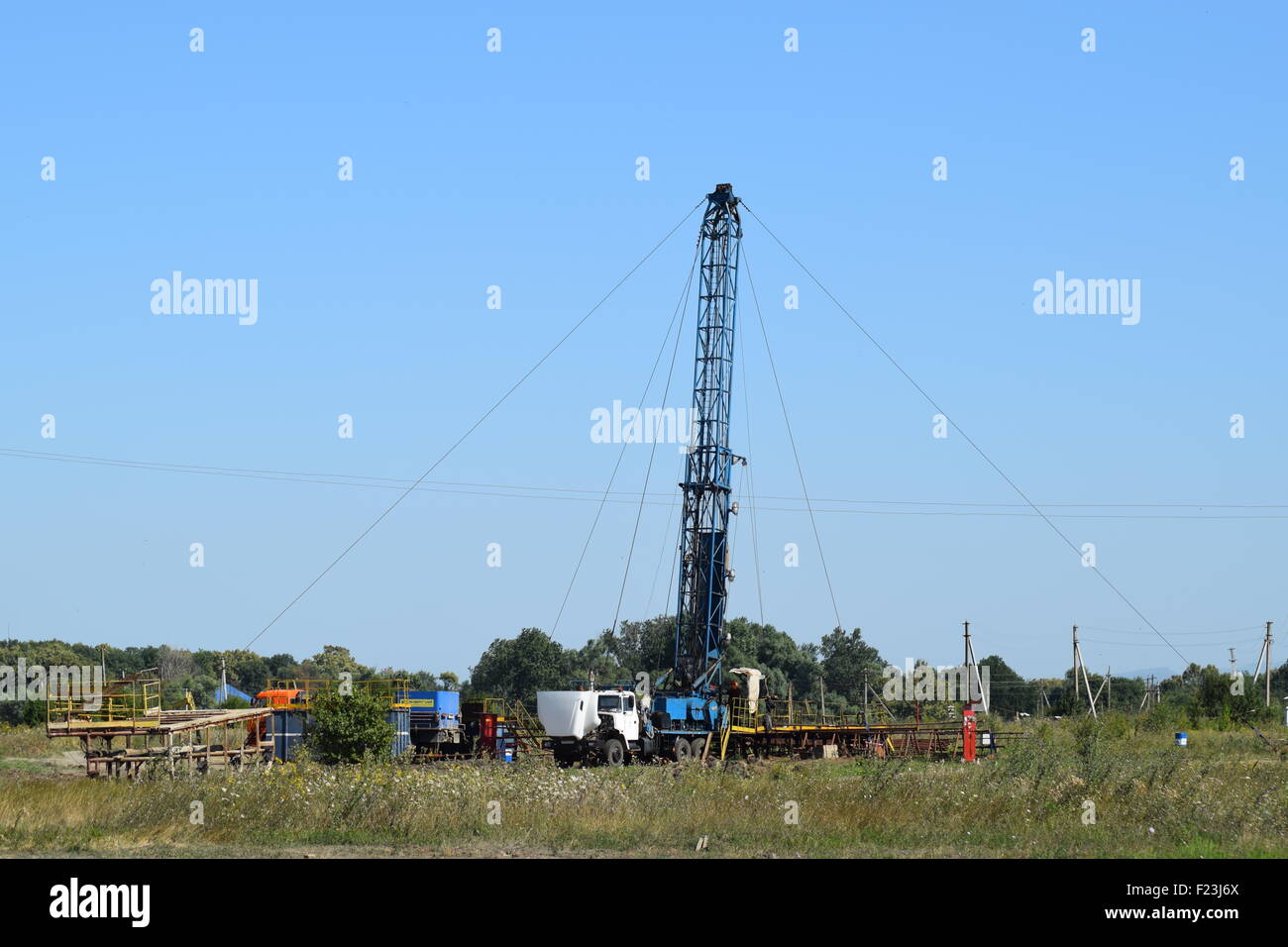 First oil well bahrain hi-res stock photography and images - Alamy
