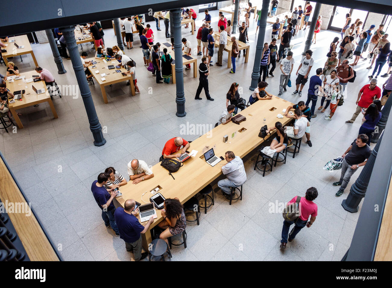 Madrid Spain,Hispanic ethnic Centro,Plaza de la Puerta del Sol,Apple ...