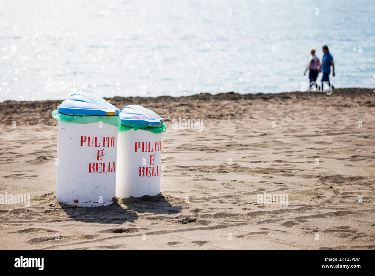 With clean sea hi-res stock photography and images - Alamy