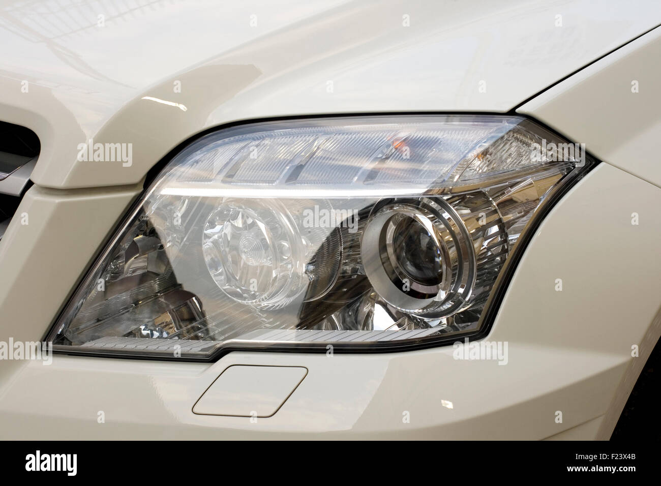 Photo of the car hi-res stock photography and images - Alamy