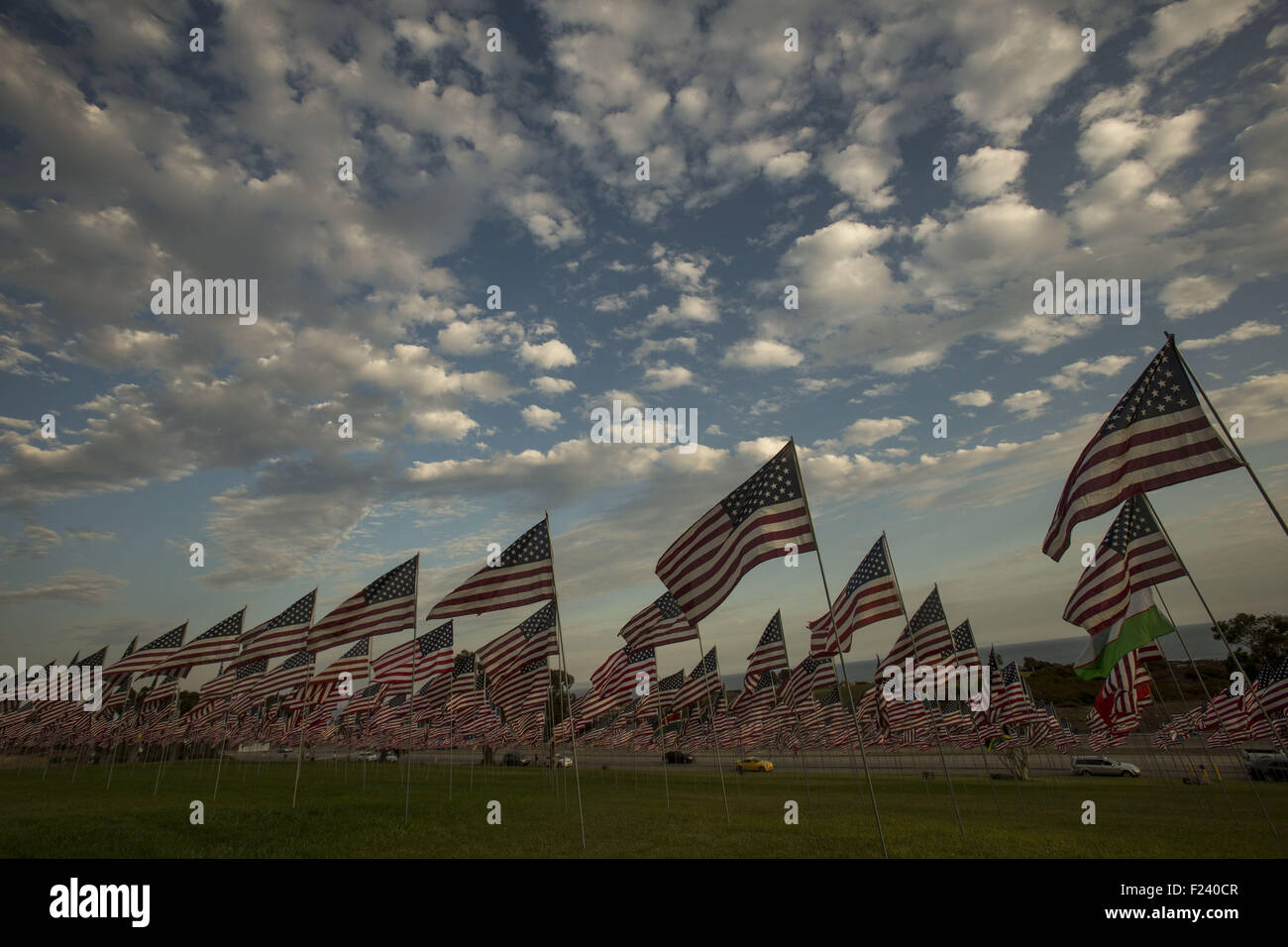 Los Angeles, California, USA. 10th Sep, 2015. 3,000 US flags are ...