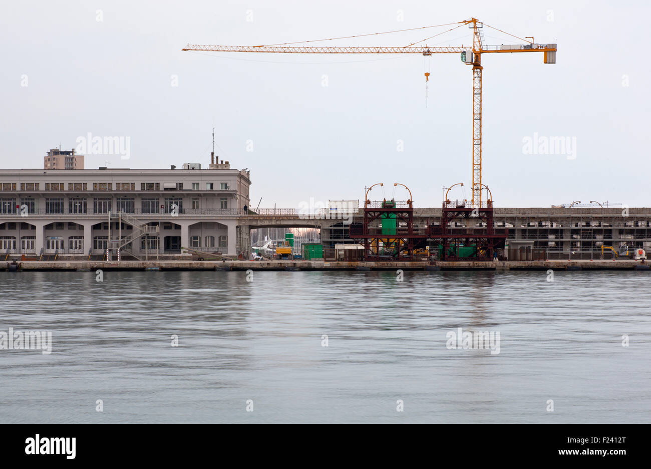 Crane in Trieste harbour, Italy Stock Photo - Alamy